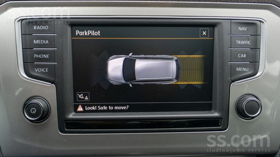Sarkans Volkswagen Passat Alltrack 2016 Rīga, ar dzinēja tilpumu 2.00 L un nobraukumu 297 tūkst. km par 10990 €, foto 20 vietnē AUTOMOTO.COM.LV