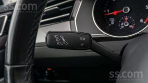 Sarkans Volkswagen Passat Alltrack 2016 Rīga, ar dzinēja tilpumu 2.00 L un nobraukumu 297 tūkst. km par 10990 €, foto 23 vietnē AUTOMOTO.COM.LV
