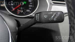 Sarkans Volkswagen Passat Alltrack 2016 Rīga, ar dzinēja tilpumu 2.00 L un nobraukumu 297 tūkst. km par 10990 €, foto 24 vietnē AUTOMOTO.COM.LV