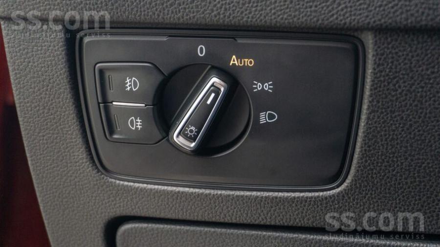 Sarkans Volkswagen Passat Alltrack 2016 Rīga, ar dzinēja tilpumu 2.00 L un nobraukumu 297 tūkst. km par 10990 €, foto 26 vietnē AUTOMOTO.COM.LV