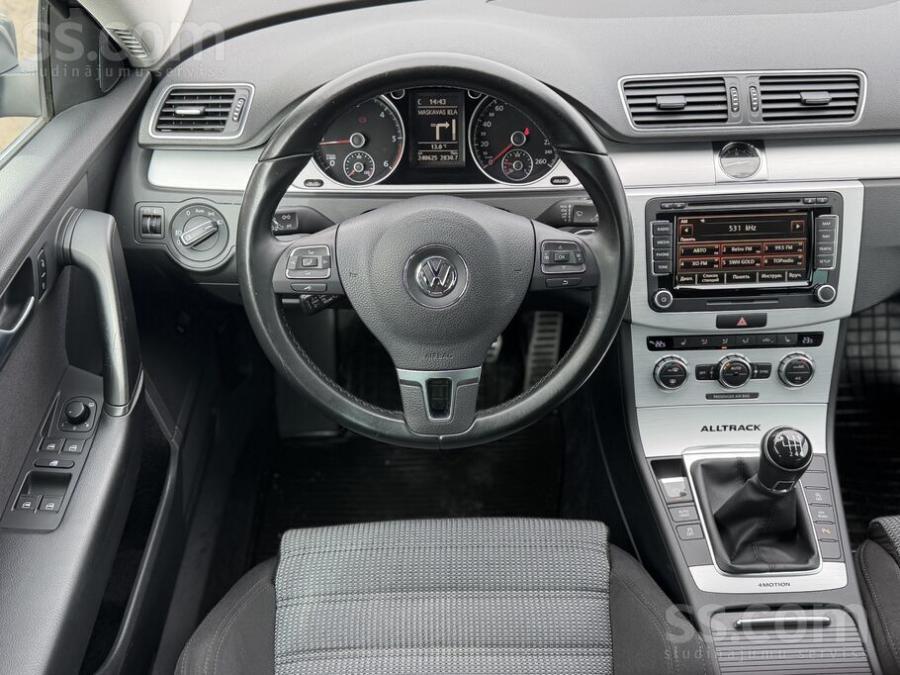 Volkswagen Passat Alltrack 2014 in Riga, with an engine capacity of 2.00 L and mileage of 241 thousand km for 7600 €, photo 5 on AUTOMOTO.COM.LV