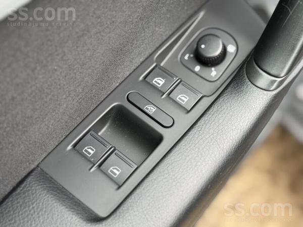 Volkswagen Passat Alltrack 2014 in Riga on AUTOMOTO.COM.LV Volkswagen Passat Alltrack 2014 in Riga, with an engine capacity of 2.00 L and mileage of 241 thousand km for 7600 €, photo 6 on AUTOMOTO.COM.LV