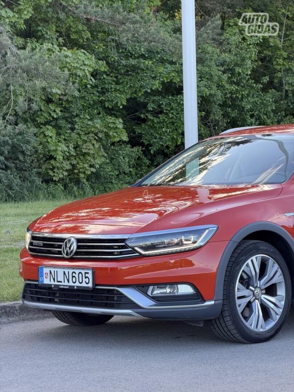 Volkswagen Passat Alltrack 2017 in Vilnius, with an engine capacity of 2.00 L and mileage of 167 thousand km for 17300 €, photo 2 on AUTOMOTO.COM.LV