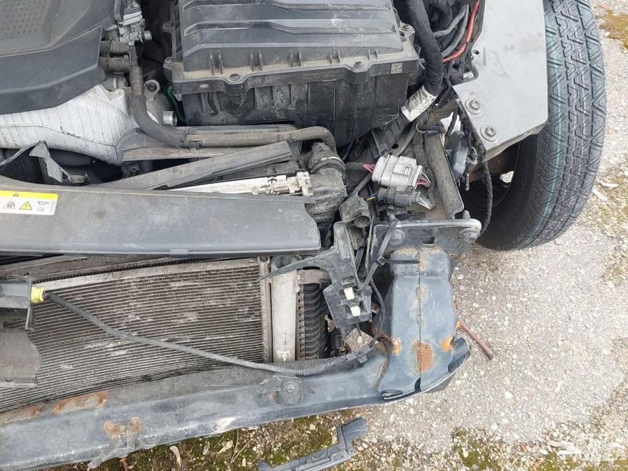 Volkswagen Passat Alltrack 2020 Radviliškis, ar dzinēja tilpumu 2.00 L un nobraukumu 145 tūkst. km par 5950 €, foto 12 vietnē AUTOMOTO.COM.LV