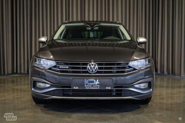 Volkswagen Passat Alltrack 2021 in Marijampole, with an engine capacity of 2.00 L and mileage of 271 thousand km for 15950 €, photo 2 on AUTOMOTO.COM.LV