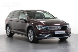 Violet Volkswagen Passat Alltrack 2016 in Riga, with an engine capacity of 2.00 L and mileage of 136 thousand km for 16500 €, photo 11 on AUTOMOTO.COM.LV