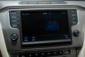 Violet Volkswagen Passat Alltrack 2016 in Riga, with an engine capacity of 2.00 L and mileage of 136 thousand km for 16500 €, photo 26 on AUTOMOTO.COM.LV