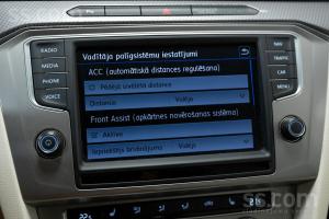 Violet Volkswagen Passat Alltrack 2016 in Riga, with an engine capacity of 2.00 L and mileage of 136 thousand km for 16500 €, photo 33 on AUTOMOTO.COM.LV