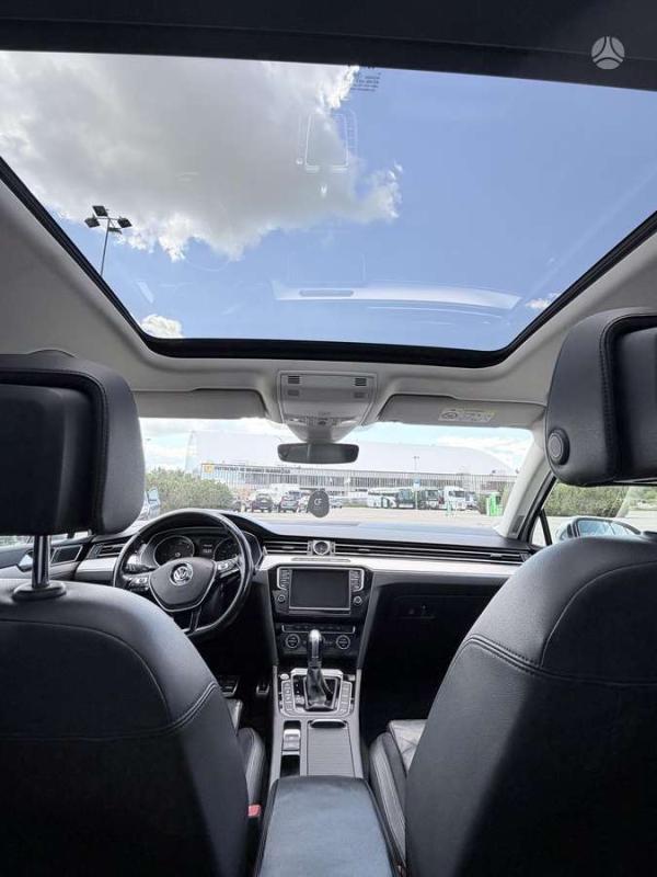 Balts Volkswagen Passat Alltrack 2016 Šauļi, ar dzinēja tilpumu 1.97 L un nobraukumu 305 tūkst. km par 12000 €, foto 6 vietnē AUTOMOTO.COM.LV