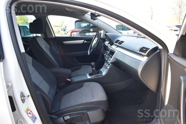 Balts Volkswagen Passat Alltrack 2012 Kuldīga, ar dzinēja tilpumu 2.00 L un nobraukumu 0 tūkst. km par 6990 €, foto 5 vietnē AUTOMOTO.COM.LV
