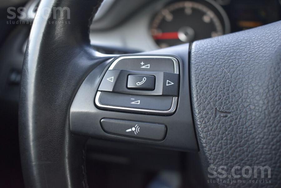 Balts Volkswagen Passat Alltrack 2012 Kuldīga, ar dzinēja tilpumu 2.00 L un nobraukumu 0 tūkst. km par 6990 €, foto 16 vietnē AUTOMOTO.COM.LV