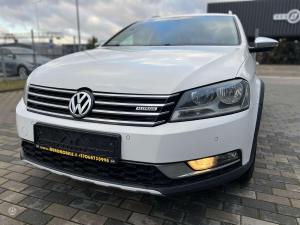 White Volkswagen Passat Alltrack 2013 in Siauliai, with an engine capacity of 1.97 L and mileage of 279 thousand km for 7250 €, photo 11 on AUTOMOTO.COM.LV