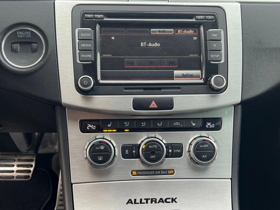 Balts Volkswagen Passat Alltrack 2014 Rīga, ar dzinēja tilpumu 2.00 L un nobraukumu 325 tūkst. km par 8790 €, foto 8 vietnē AUTOMOTO.COM.LV
