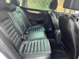 Balts Volkswagen Passat Alltrack 2014 Rīga, ar dzinēja tilpumu 2.00 L un nobraukumu 325 tūkst. km par 8790 €, foto 17 vietnē AUTOMOTO.COM.LV