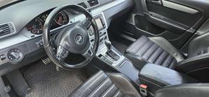 White Volkswagen Passat Alltrack 2014 in Ukmerge, with an engine capacity of 2.00 L and mileage of 262 thousand km for 8100 €, photo 5 on AUTOMOTO.COM.LV