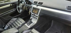 White Volkswagen Passat Alltrack 2014 in Ukmerge, with an engine capacity of 2.00 L and mileage of 262 thousand km for 8100 €, photo 18 on AUTOMOTO.COM.LV