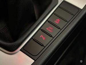 White Volkswagen Passat Alltrack 2014 in Marijampole, with an engine capacity of 1.97 L and mileage of 263 thousand km for 7450 €, photo 9 on AUTOMOTO.COM.LV