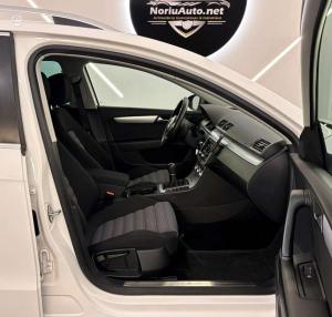 White Volkswagen Passat Alltrack 2014 in Marijampole, with an engine capacity of 1.97 L and mileage of 263 thousand km for 7450 €, photo 12 on AUTOMOTO.COM.LV
