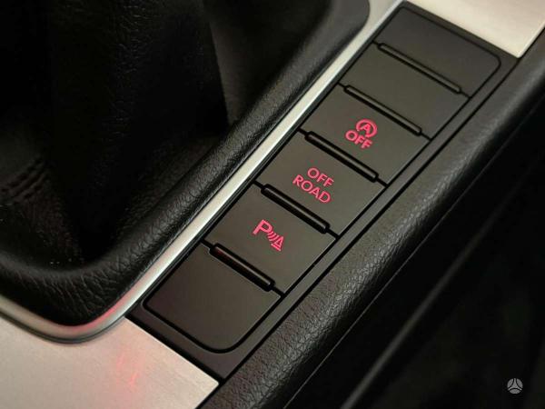 Volkswagen Passat Alltrack 2014 Marijampole vietnē Balts Volkswagen Passat Alltrack 2014 Marijampole, ar dzinēja tilpumu 1.97 L un nobraukumu 263 tūkst. km par 7450 €, foto 9 vietnē AUTOMOTO.COM.LV