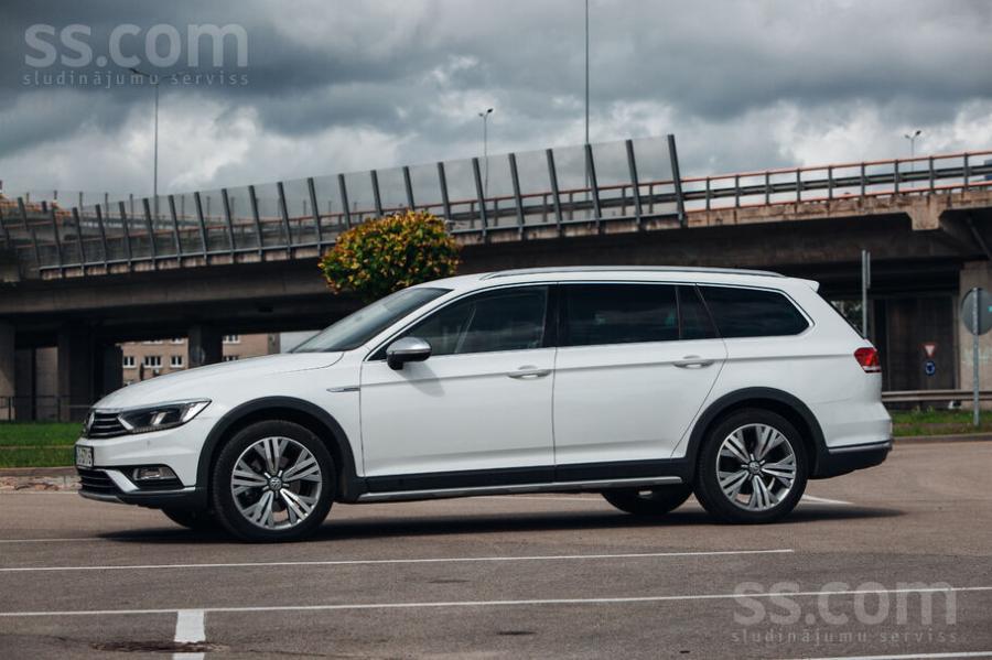 Balts Volkswagen Passat Alltrack 2015 Rīga, ar dzinēja tilpumu 2.00 L un nobraukumu 0 tūkst. km par 8900 €, foto 8 vietnē AUTOMOTO.COM.LV