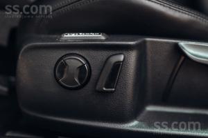 Balts Volkswagen Passat Alltrack 2015 Rīga, ar dzinēja tilpumu 2.00 L un nobraukumu 0 tūkst. km par 8900 €, foto 18 vietnē AUTOMOTO.COM.LV