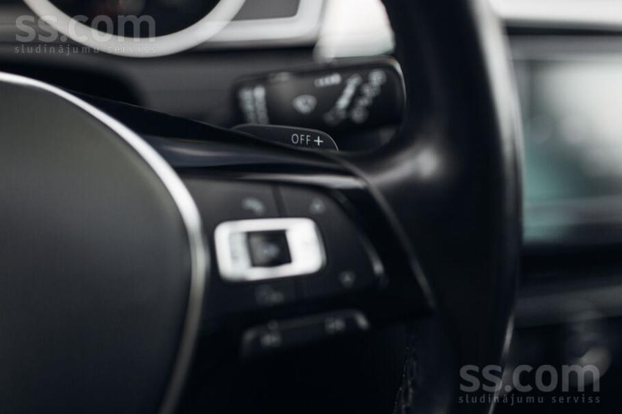 Balts Volkswagen Passat Alltrack 2015 Rīga, ar dzinēja tilpumu 2.00 L un nobraukumu 0 tūkst. km par 8900 €, foto 19 vietnē AUTOMOTO.COM.LV