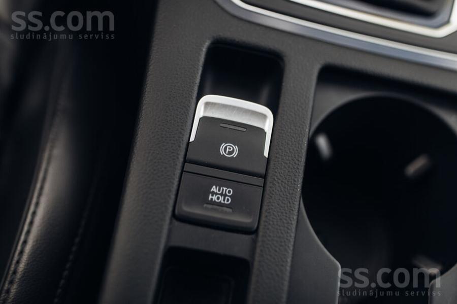 Balts Volkswagen Passat Alltrack 2015 Rīga, ar dzinēja tilpumu 2.00 L un nobraukumu 0 tūkst. km par 8900 €, foto 23 vietnē AUTOMOTO.COM.LV