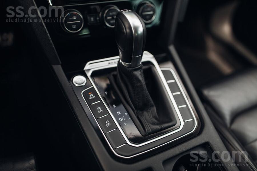Balts Volkswagen Passat Alltrack 2015 Rīga, ar dzinēja tilpumu 2.00 L un nobraukumu 0 tūkst. km par 8900 €, foto 24 vietnē AUTOMOTO.COM.LV