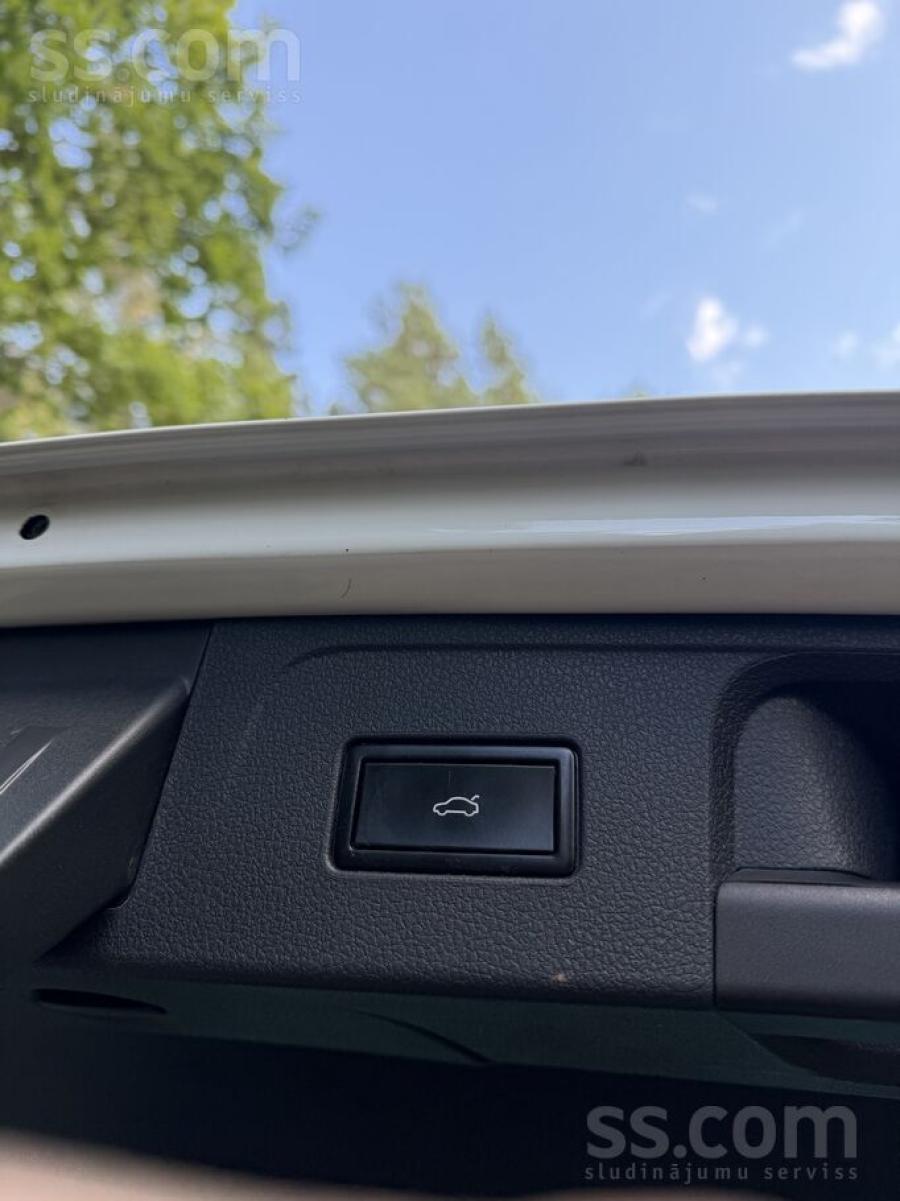 Balts Volkswagen Passat Alltrack 2015 Rīga, ar dzinēja tilpumu 2.00 L un nobraukumu 292 tūkst. km par 8450 €, foto 7 vietnē AUTOMOTO.COM.LV