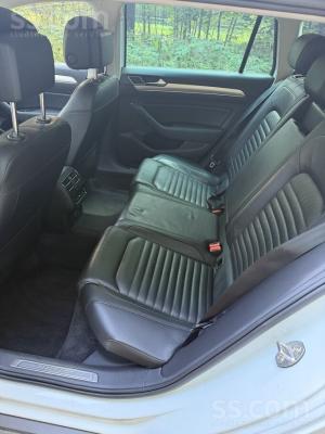 Balts Volkswagen Passat Alltrack 2015 Rīga, ar dzinēja tilpumu 2.00 L un nobraukumu 292 tūkst. km par 8450 €, foto 8 vietnē AUTOMOTO.COM.LV