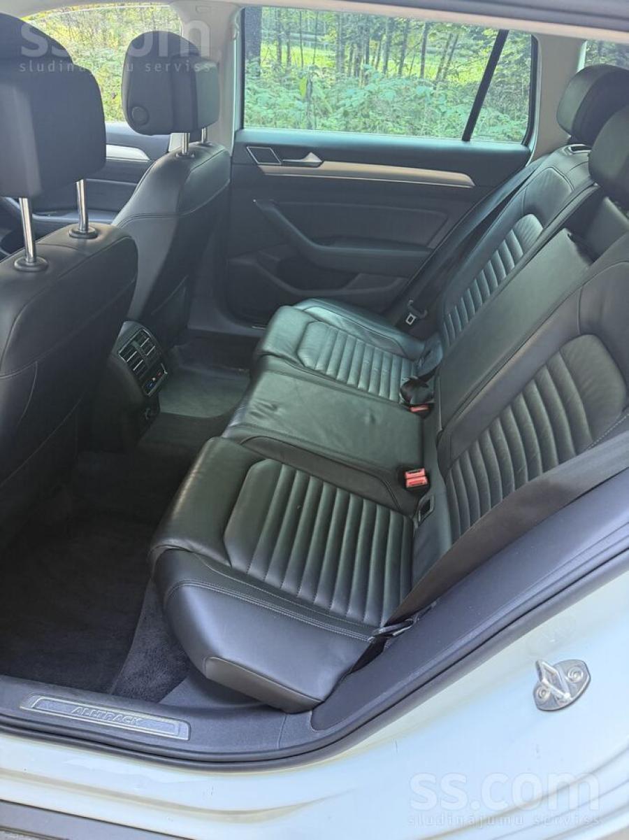 Balts Volkswagen Passat Alltrack 2015 Rīga, ar dzinēja tilpumu 2.00 L un nobraukumu 292 tūkst. km par 8450 €, foto 8 vietnē AUTOMOTO.COM.LV