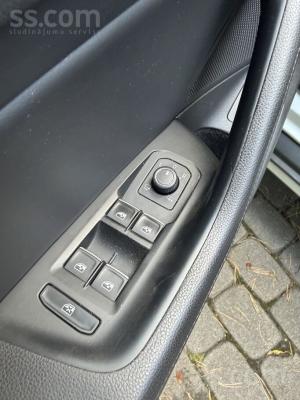 Balts Volkswagen Passat Alltrack 2015 Rīga, ar dzinēja tilpumu 2.00 L un nobraukumu 292 tūkst. km par 8450 €, foto 10 vietnē AUTOMOTO.COM.LV