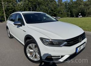 White Volkswagen Passat Alltrack 2016 in Riga, with an engine capacity of 2.00 L and mileage of 0 thousand km for 12999 €, photo 4 on AUTOMOTO.COM.LV