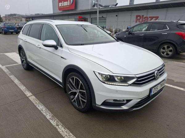 Balts Volkswagen Passat Alltrack 2016 Viļņa, ar dzinēja tilpumu 2.00 L un nobraukumu 271 tūkst. km par 10800 €, foto 3 vietnē AUTOMOTO.COM.LV