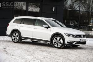 White Volkswagen Passat Alltrack 2016 in Riga, with an engine capacity of 2.00 L and mileage of 242 thousand km for 17777 €, photo 5 on AUTOMOTO.COM.LV
