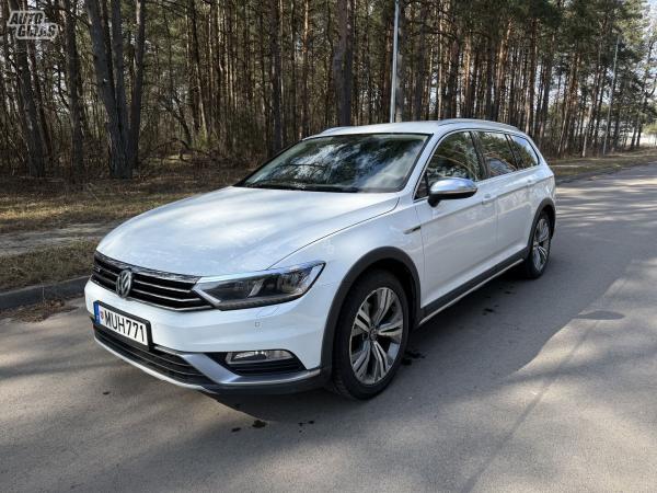 Balts Volkswagen Passat Alltrack 2016 Varėna, ar dzinēja tilpumu 2.00 L un nobraukumu 371 tūkst. km par 9800 €, foto 1 vietnē AUTOMOTO.COM.LV
