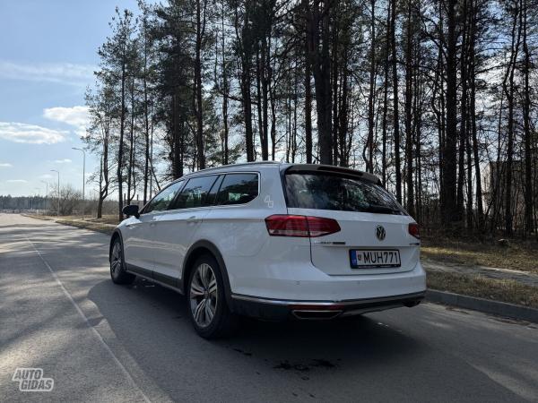 Balts Volkswagen Passat Alltrack 2016 Varėna, ar dzinēja tilpumu 2.00 L un nobraukumu 371 tūkst. km par 9800 €, foto 5 vietnē AUTOMOTO.COM.LV