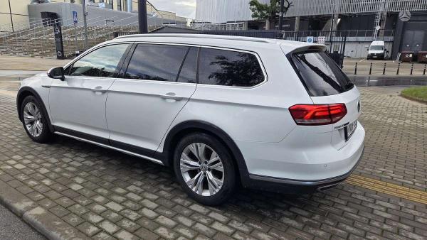Balts Volkswagen Passat Alltrack 2016 Kauņa, ar dzinēja tilpumu 1.97 L un nobraukumu 277 tūkst. km par 12300 €, foto 5 vietnē AUTOMOTO.COM.LV