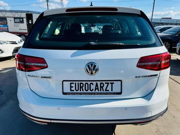 Balts Volkswagen Passat Alltrack 2016 Kauņa, ar dzinēja tilpumu 2.00 L un nobraukumu 322 tūkst. km par 10500 €, foto 4 vietnē AUTOMOTO.COM.LV