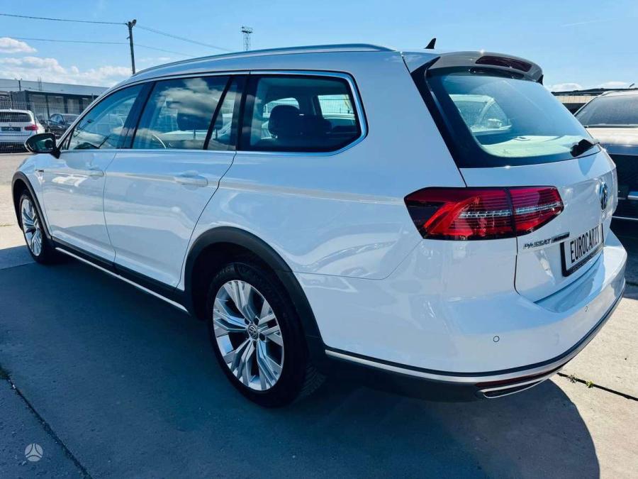 Balts Volkswagen Passat Alltrack 2016 Kauņa, ar dzinēja tilpumu 2.00 L un nobraukumu 322 tūkst. km par 10500 €, foto 6 vietnē AUTOMOTO.COM.LV