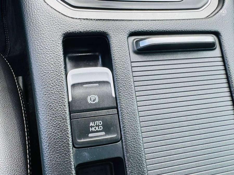 Balts Volkswagen Passat Alltrack 2016 Kauņa, ar dzinēja tilpumu 2.00 L un nobraukumu 322 tūkst. km par 10500 €, foto 13 vietnē AUTOMOTO.COM.LV