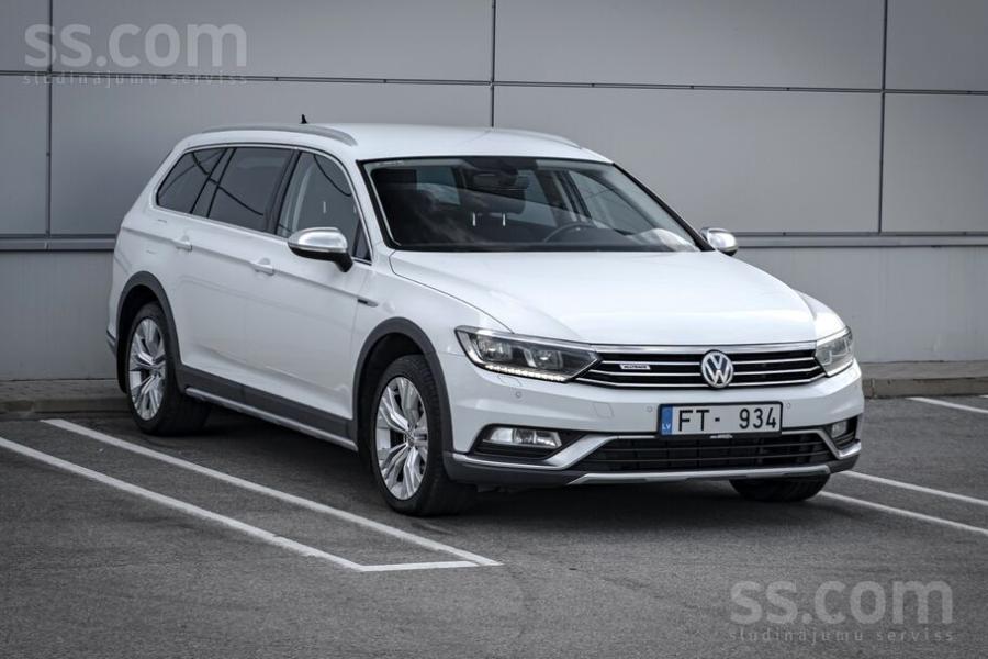 Balts Volkswagen Passat Alltrack 2016 Rīga, ar dzinēja tilpumu 2.00 L un nobraukumu 292 tūkst. km par 11990 €, foto 4 vietnē AUTOMOTO.COM.LV