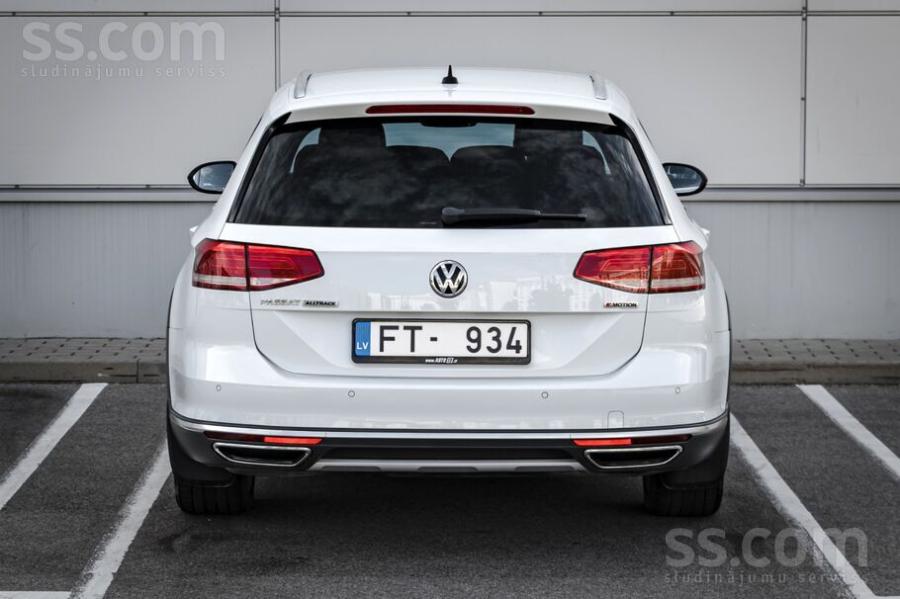 Balts Volkswagen Passat Alltrack 2016 Rīga, ar dzinēja tilpumu 2.00 L un nobraukumu 292 tūkst. km par 11990 €, foto 6 vietnē AUTOMOTO.COM.LV