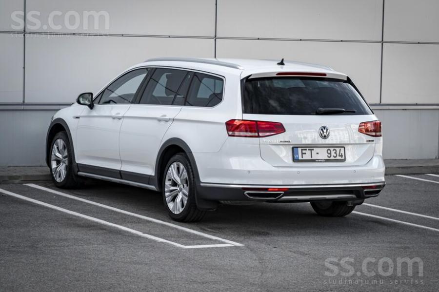Balts Volkswagen Passat Alltrack 2016 Rīga, ar dzinēja tilpumu 2.00 L un nobraukumu 292 tūkst. km par 11990 €, foto 7 vietnē AUTOMOTO.COM.LV