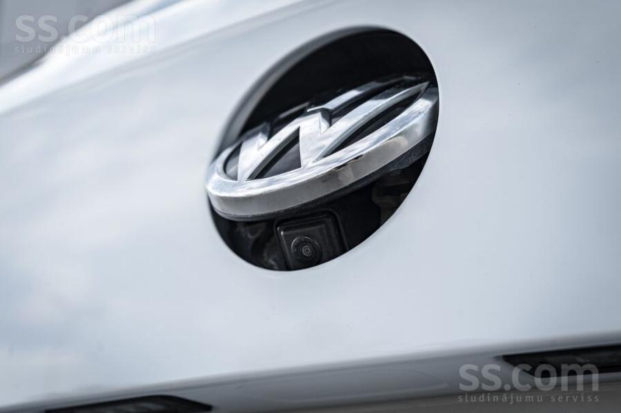 Balts Volkswagen Passat Alltrack 2016 Rīga, ar dzinēja tilpumu 2.00 L un nobraukumu 292 tūkst. km par 11990 €, foto 10 vietnē AUTOMOTO.COM.LV