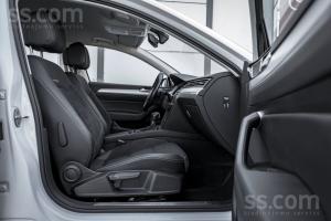 Balts Volkswagen Passat Alltrack 2016 Rīga, ar dzinēja tilpumu 2.00 L un nobraukumu 292 tūkst. km par 11990 €, foto 12 vietnē AUTOMOTO.COM.LV