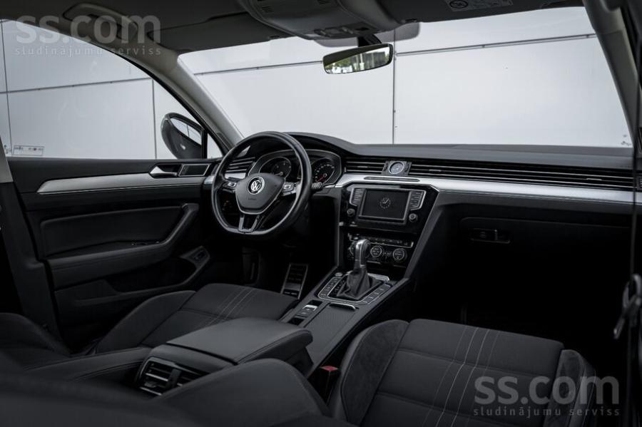 Balts Volkswagen Passat Alltrack 2016 Rīga, ar dzinēja tilpumu 2.00 L un nobraukumu 292 tūkst. km par 11990 €, foto 16 vietnē AUTOMOTO.COM.LV