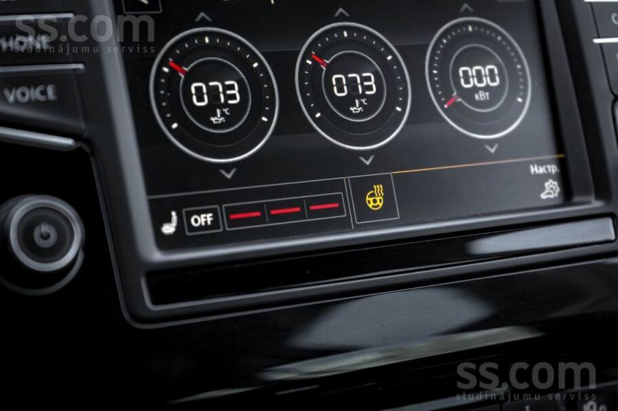 Balts Volkswagen Passat Alltrack 2016 Rīga, ar dzinēja tilpumu 2.00 L un nobraukumu 292 tūkst. km par 11990 €, foto 28 vietnē AUTOMOTO.COM.LV