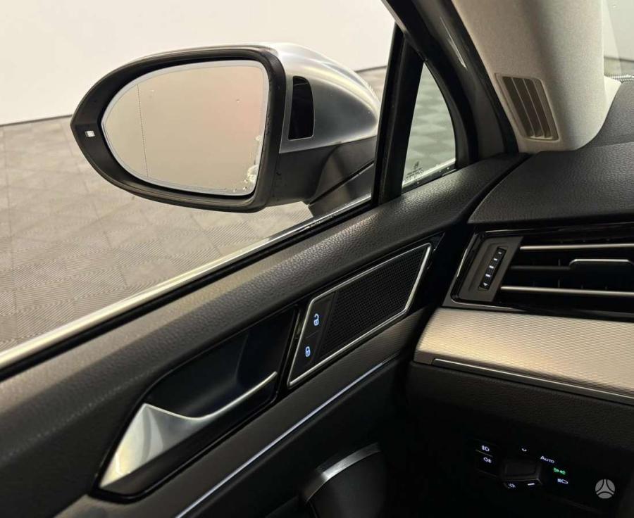 Balts Volkswagen Passat Alltrack 2016 Marijampole, ar dzinēja tilpumu 1.97 L un nobraukumu 254 tūkst. km par 12999 €, foto 6 vietnē AUTOMOTO.COM.LV