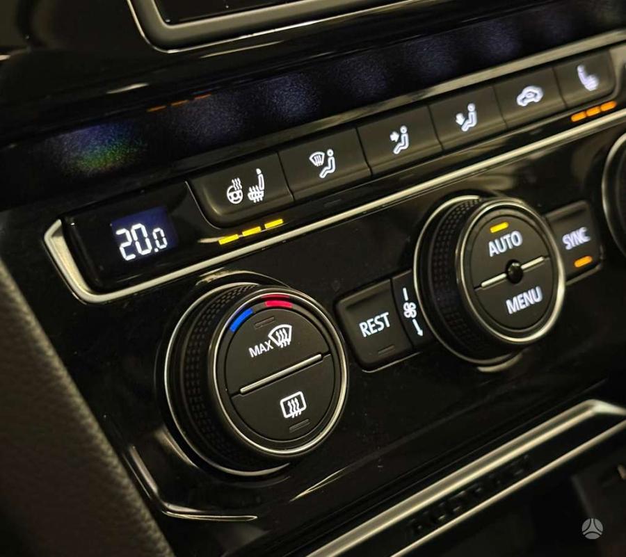 Balts Volkswagen Passat Alltrack 2016 Marijampole, ar dzinēja tilpumu 1.97 L un nobraukumu 254 tūkst. km par 12999 €, foto 8 vietnē AUTOMOTO.COM.LV
